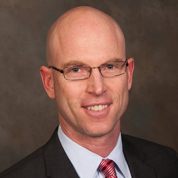 Spine Surgery Fellowship – Department of Orthopedics and Rehabilitation